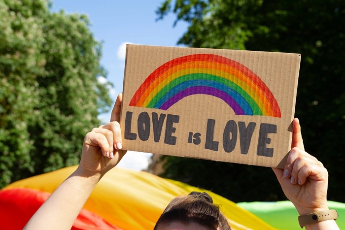 EXPERTS LINK SEXUAL REVOLUTION WITH GENDER CHAOS | LIVING ETERNAL NOW